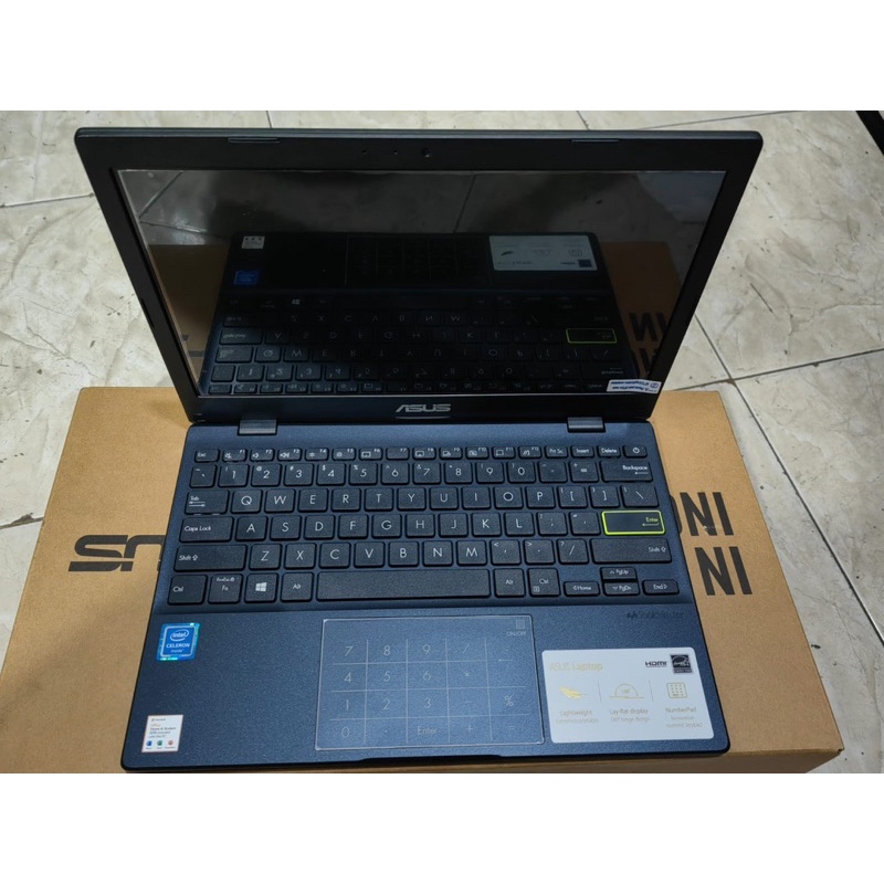 Jual Notebook Asus E210M Celeron N4020 - 4GB - SSD 256GB - WIN11 ...