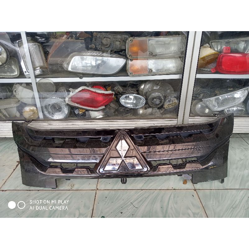 Jual GRILL XPANDER CROSS 2021 ORIGINAL | Shopee Indonesia