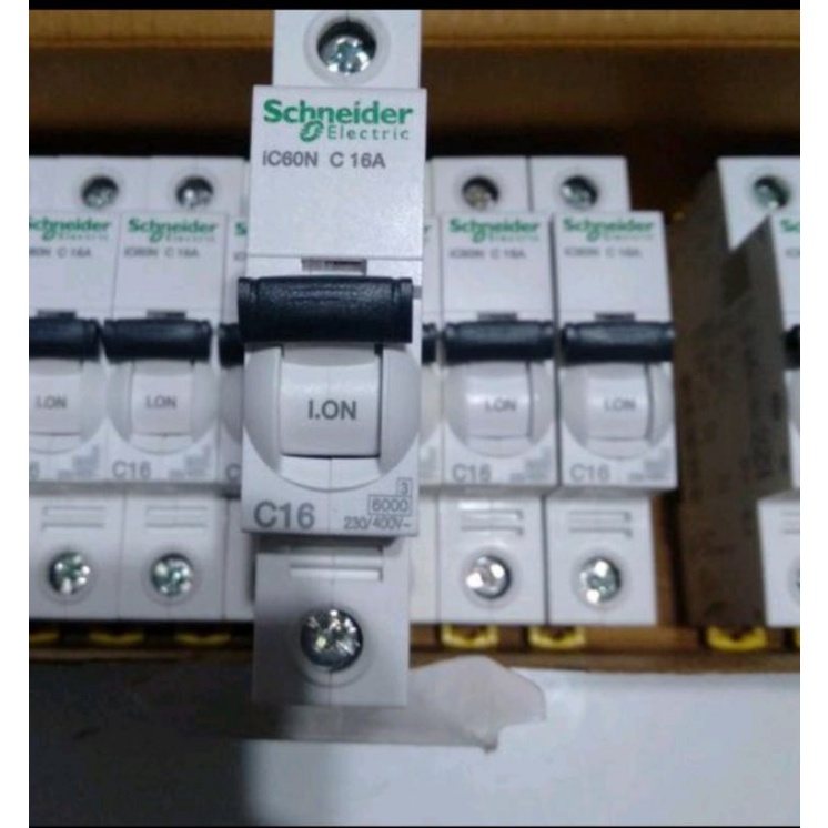 Jual mcb schneider 6KA ic60n 1p 6a,10a,16a,20 | Shopee Indonesia