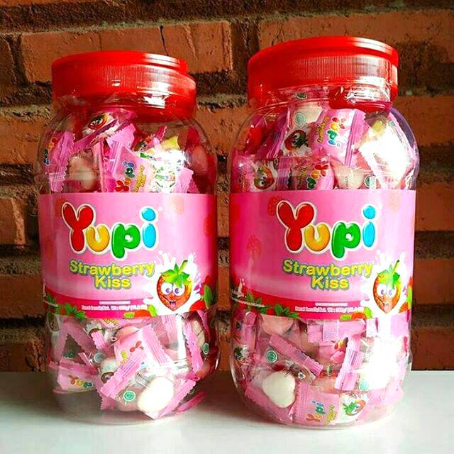 Jual Permen Yupi Toples Rasa Strawberry | Shopee Indonesia