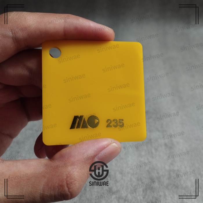 Jual Akrilik Warna 2mm Custom Acrylic Lembaran Hitam Putih Merah Kuning ...