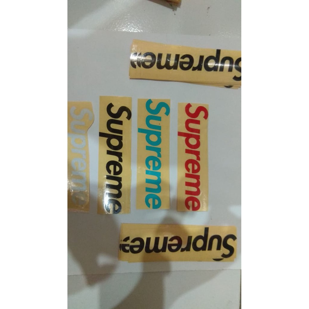 Jual STICKER CUTTING SUPREME UKURAN 14X4CM | Shopee Indonesia