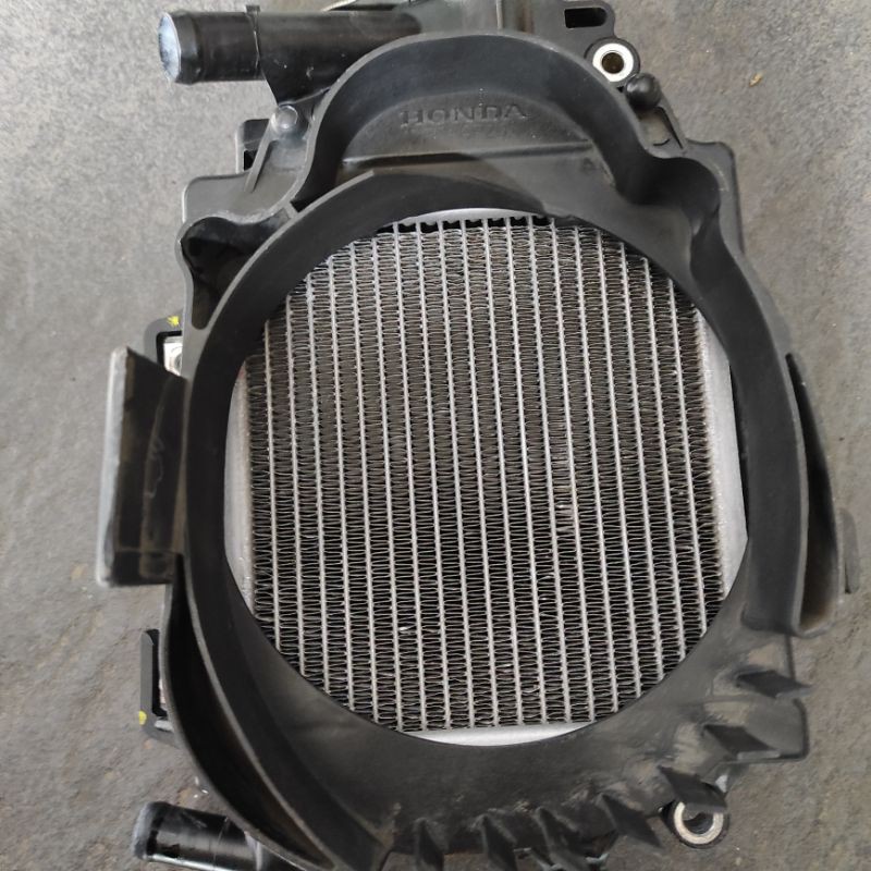 Jual RADIATOR HONDA VARIO 125/VARIO 150 NEW | Shopee Indonesia