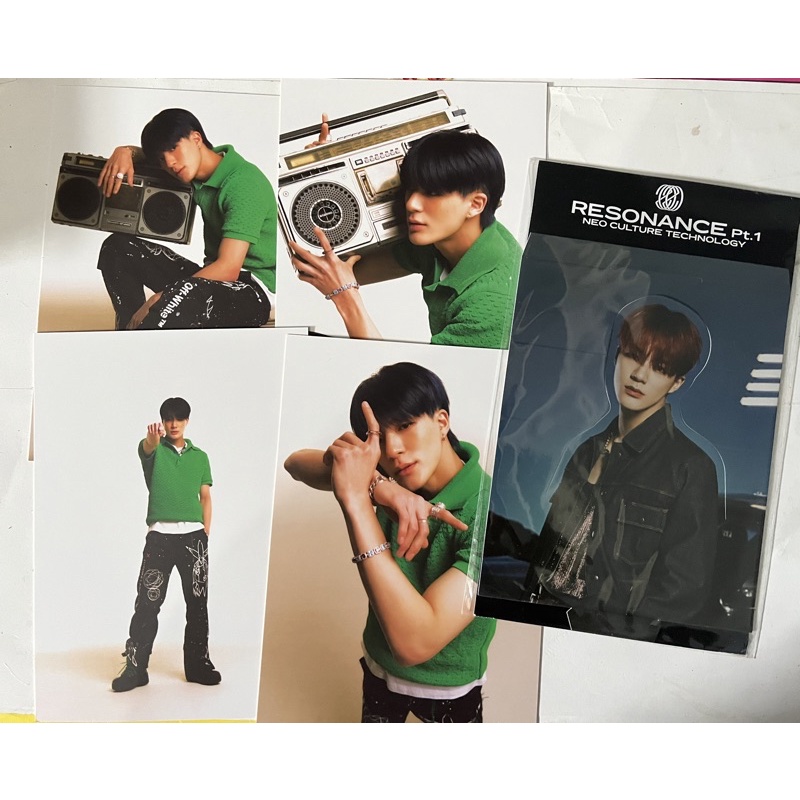 Jual POSTCARD BEATBOX JENO STANDEE RESONANCE JENO | Shopee Indonesia