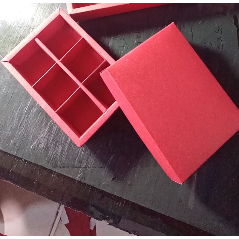 Jual box sekat 6 LEMBARAN ( 3 CM PERSEKAT DAN TINGGI 3 CM | Shopee ...