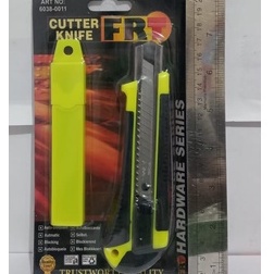 Jual Pisau cutter bonus isi 3pcs / PISAU KATER PISAU CUTTER | Shopee ...