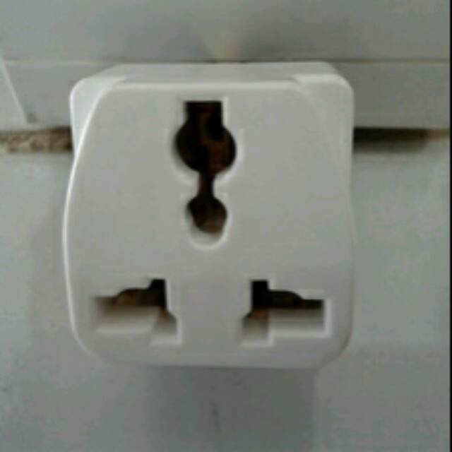 Jual Colokan listrik broco colokan listrik kepala tiga | Shopee Indonesia