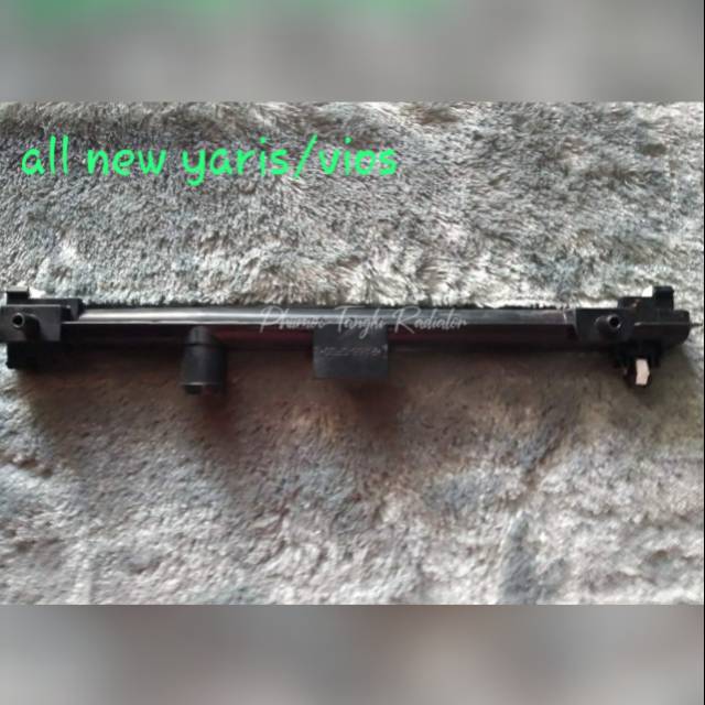 Jual Upper tank radiator All new yaris , vios 14 / tangki atas radiator ...