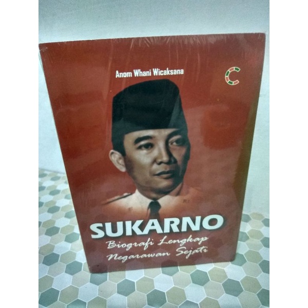 Jual BUKU SUKARNO BIOGRAFI LENGKAP NEGARAWAN SEJATI | Shopee Indonesia