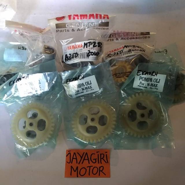 Jual Gigi Pompa Oli Assy Yamaha NMax R250 R25 MT250 Genuine CKD OEM Set Oil Pump Driven Gear Gir ...