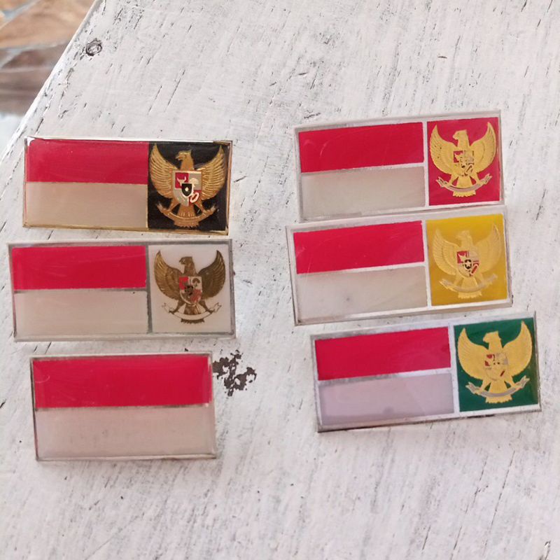 Jual PIN merah putih Garuda 100 biji | Shopee Indonesia