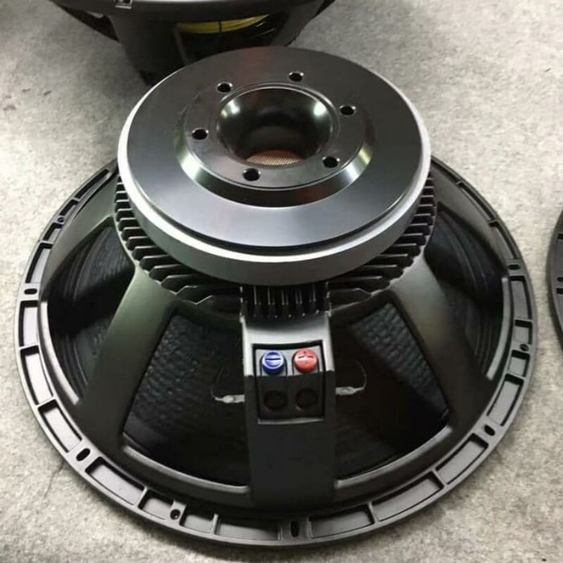 Jual SPEAKER KOMPONEN RCF 18 P400 18P400 KUALITAS NO.1 | Shopee Indonesia