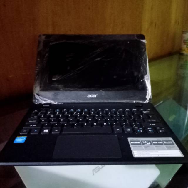 Jual Acer ES1-131 | Shopee Indonesia