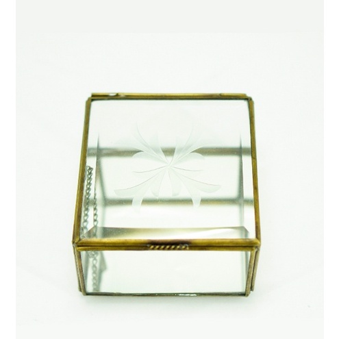 Jual Box Kaca Cepuk 19x15x5cm | Shopee Indonesia