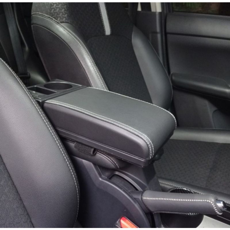 Jual Armest Arm Rest Sandaran Tangan USB Mobil Toyota Raize Rocky ...