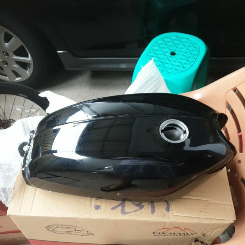 Jual tangki cb 100 k2 hitam tengki cb 100 tanki cb100 warna hitam minat ...