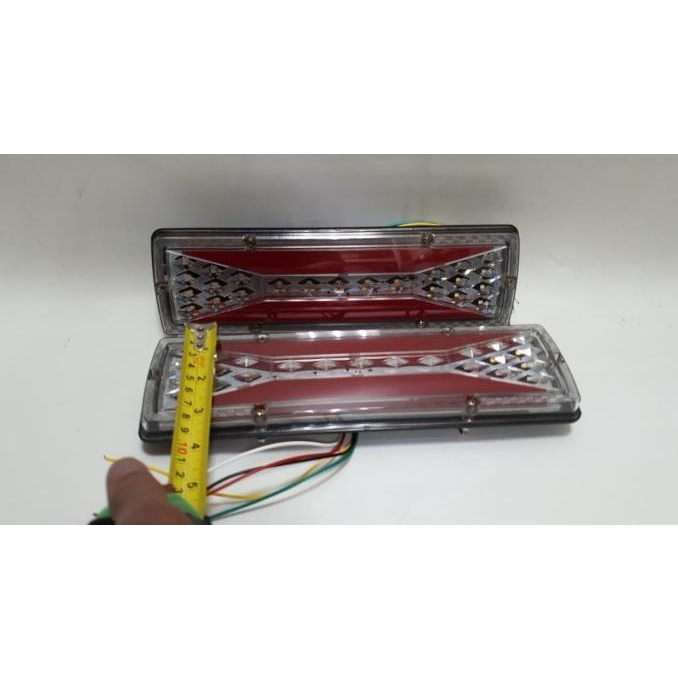 Jual Lampu Variasi Stoplamp Belakang Mobil Truk Dan Pick Up Universal ...