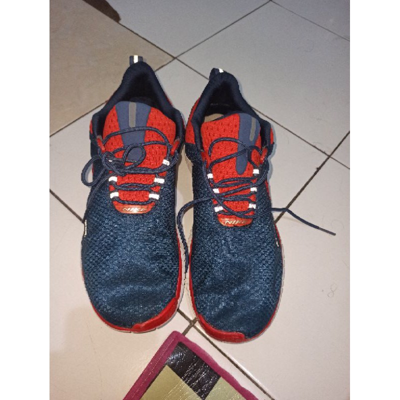 Jual SEPATU NIKE - SECOND | Shopee Indonesia