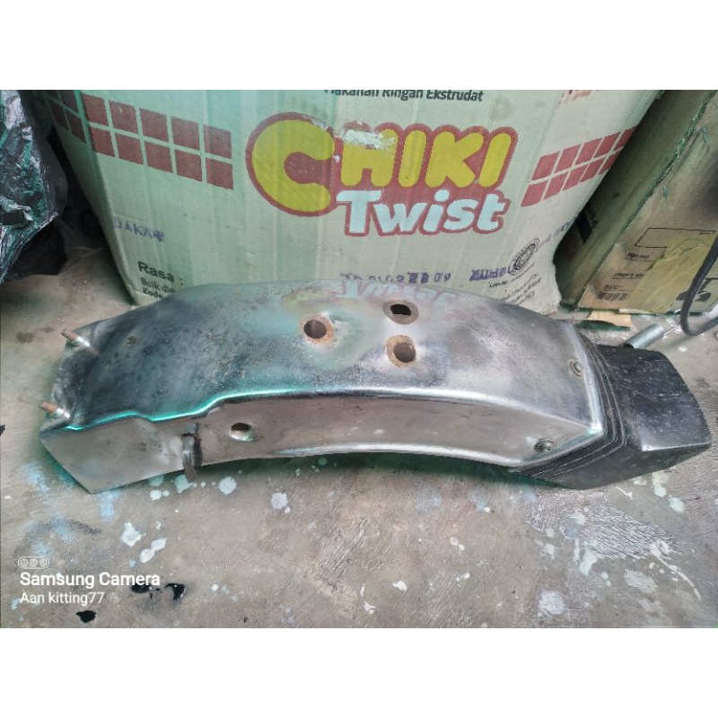 Jual Spakbor Slebor Belakang Honda Win 100 Besi dan plastik Tahun Tua ...