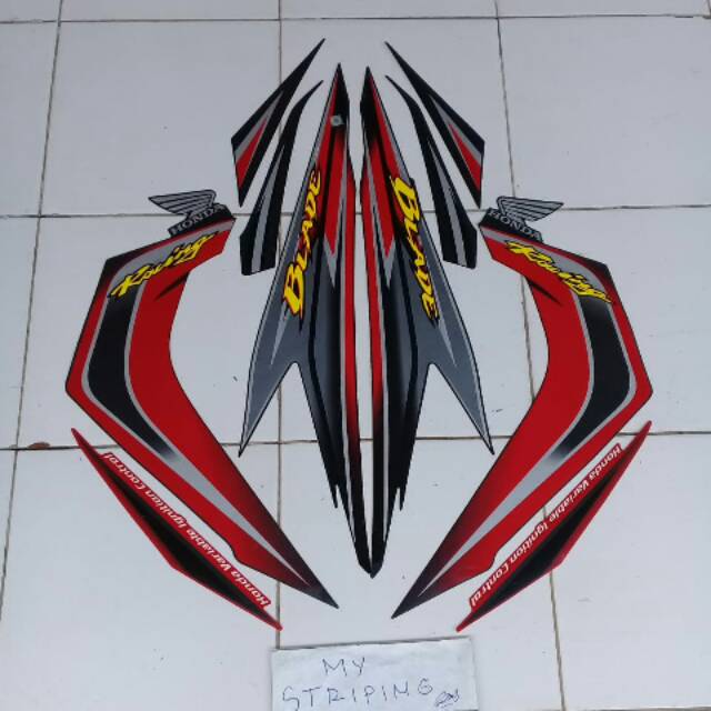 Jual stiker blade 2012 abu abu merah | Shopee Indonesia