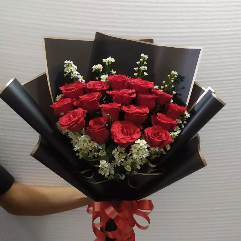 Jual Bucket Bunga/ bucket wisuda/ bucket mawar bucket flanel | Shopee ...