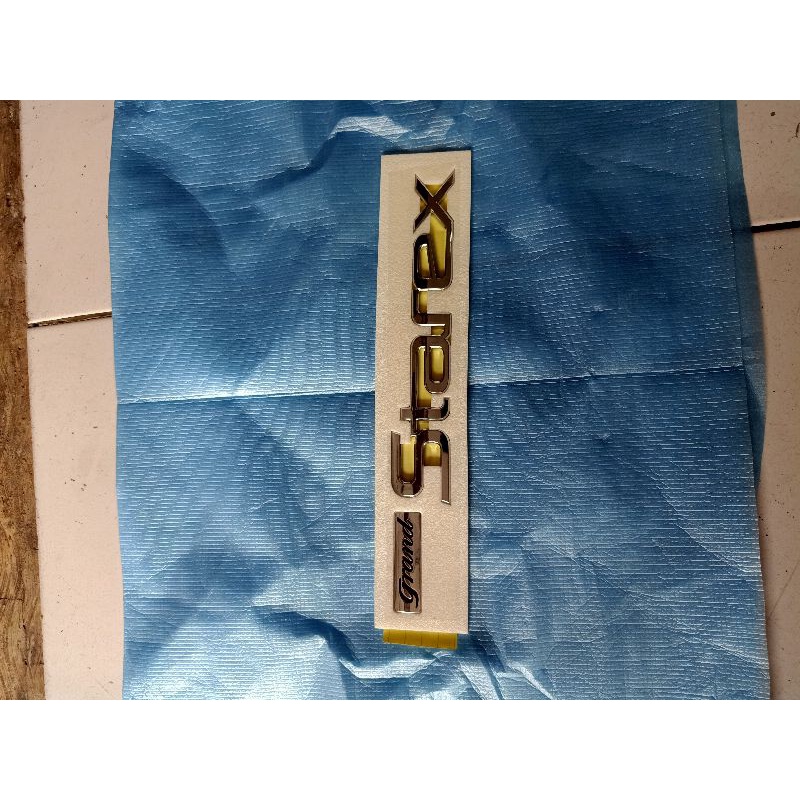 Jual EMBLEM HYUNDAI GRAND STAREX ORIGINAL | Shopee Indonesia