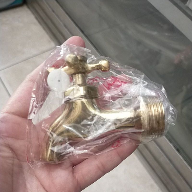Jual Kran kuningan asli 3/4" 1/2 inch. kran taman Kuningan. kran brass ...