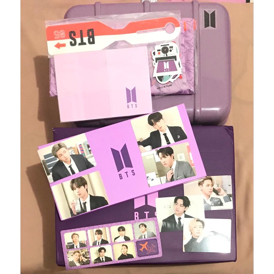 Jual SALE [READY STOCK] BTS ARMY MEMBERSHIP: MERCH PACK MERCH BOX #5 ...