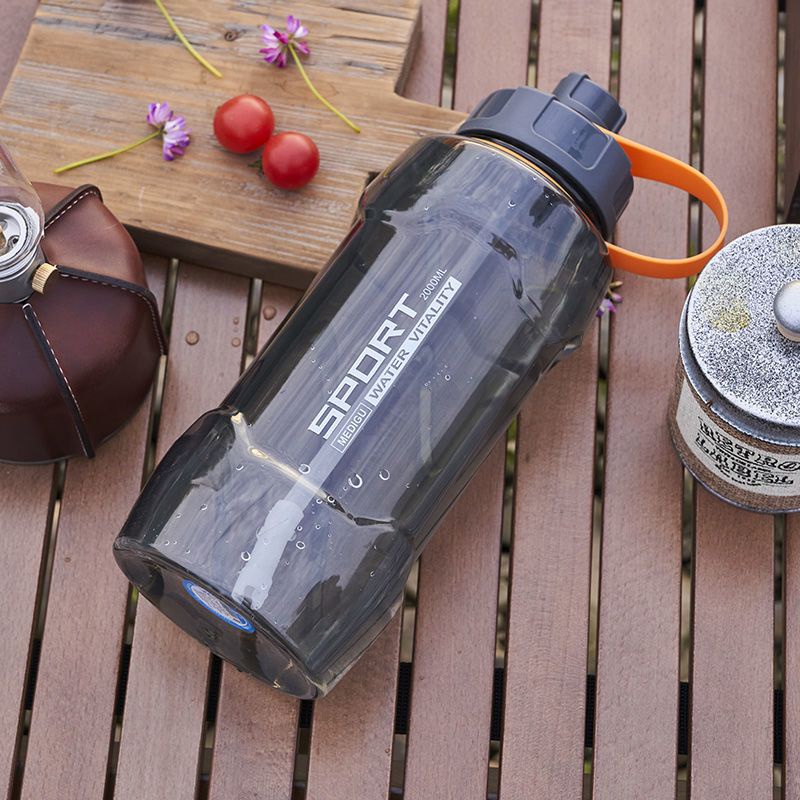Jual Botol Minum Sport Jumbo Transparan dengan Saringan 2 Liter / 2000 ...