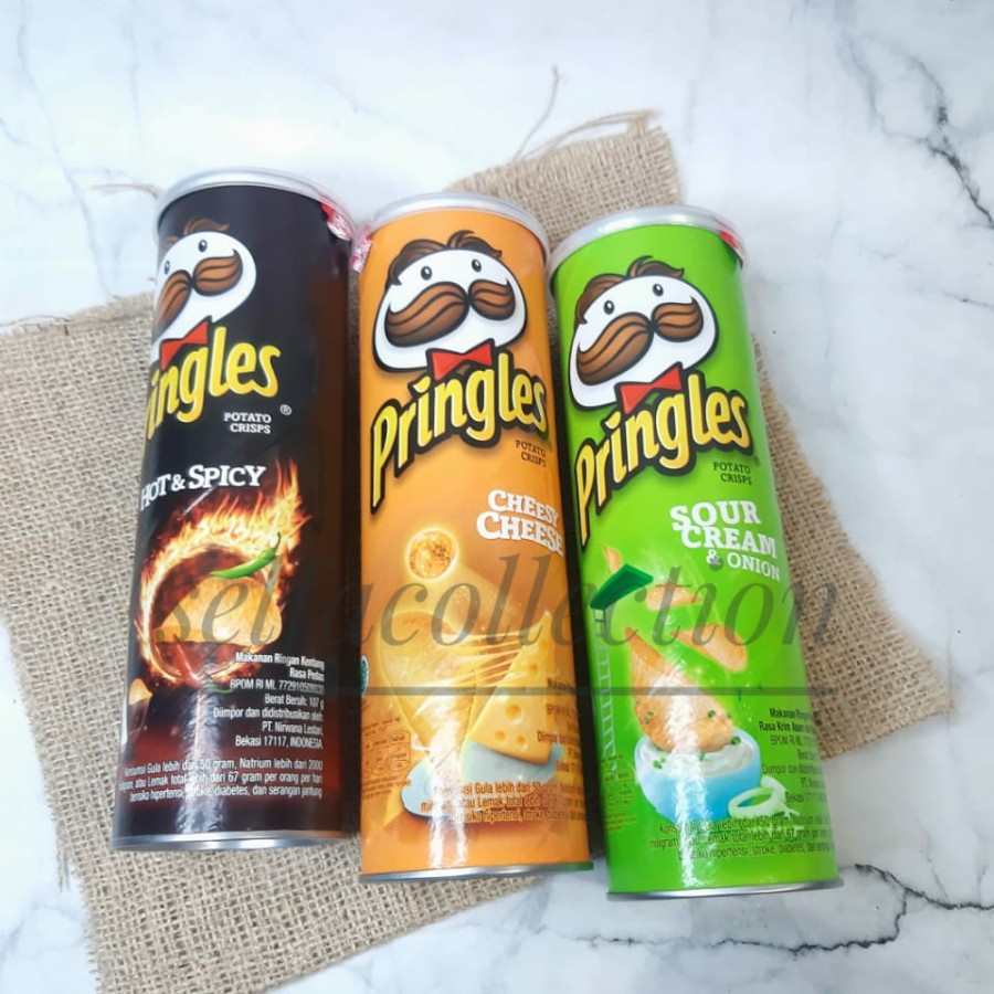 Jual Pringles Keripik Kentang Potato Chips 107gram - Original | Shopee ...