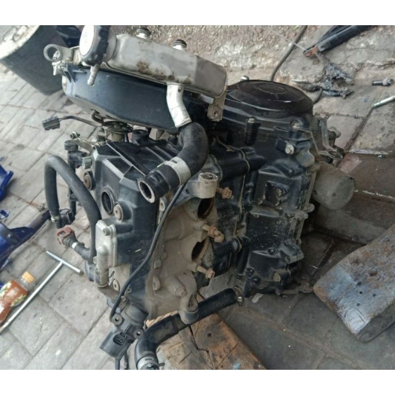 Jual engine mesin R25 mesin mt25 bukan mesin R15vva atau mesin xabre ...