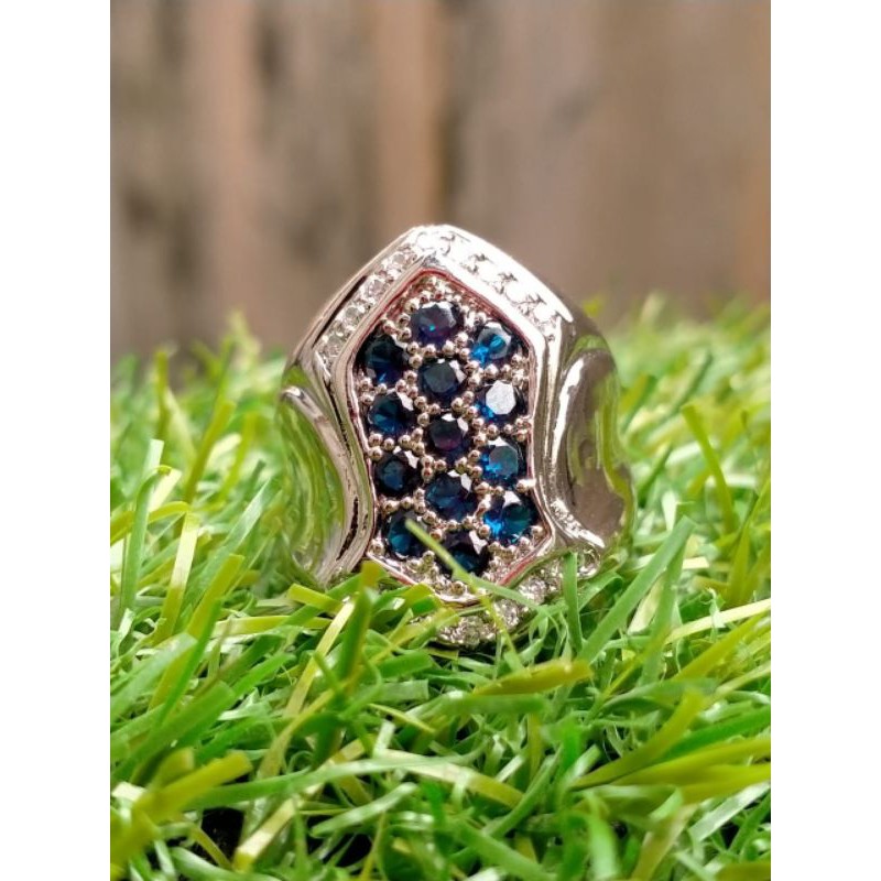 Jual Batu Blue Safir design Trompah asli natural | Shopee Indonesia