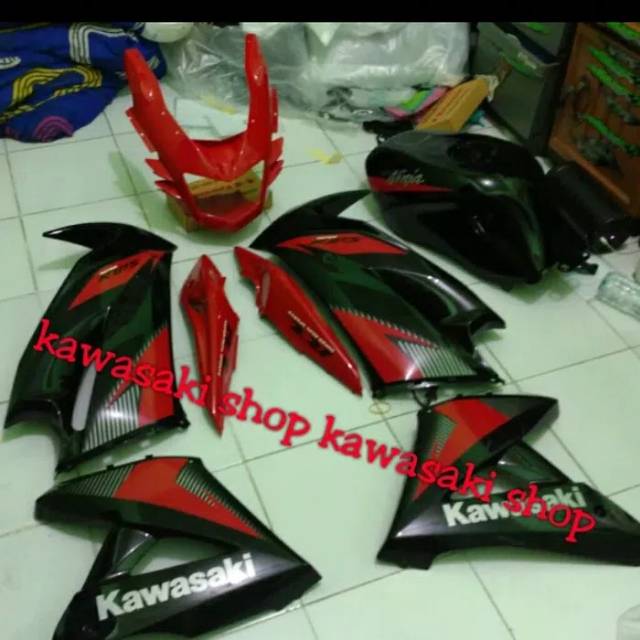 Jual cover body ninja rr new full set tangki rr new merah 2014 original ...