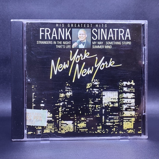 Jual CD FRANK SINATRA - NEW YORK NEW YORK HIS GREATEST HITS & GOLD ...