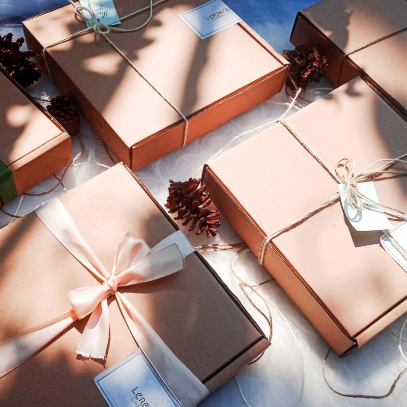 Jual tambahan packaging box hampers | Shopee Indonesia