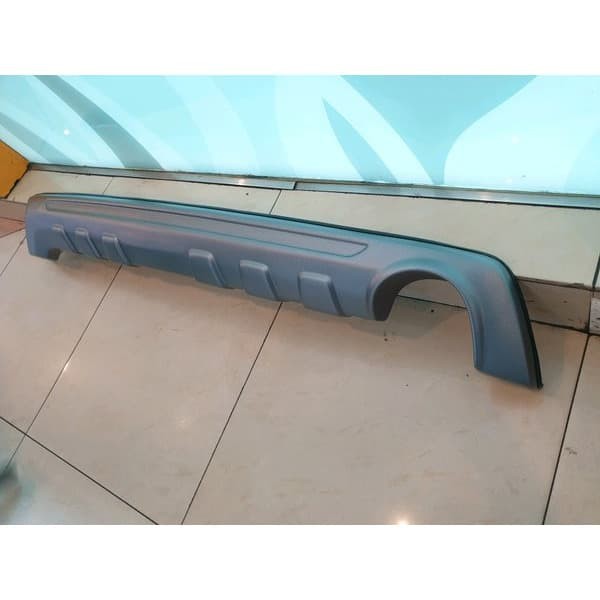Jual Garnish Bemper Belakang Outlander / Spoiler Bumper Outlander ...