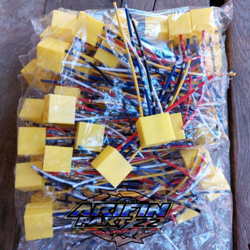 Jual soket rellay 4 kaki soket relay kuning | Shopee Indonesia