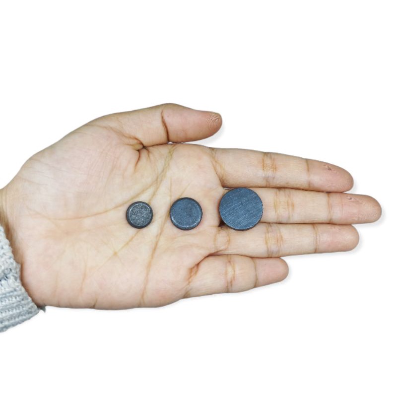 Jual Magnet hitam bulat polos 2 sisi bulak balik per 10 pcs | Shopee ...