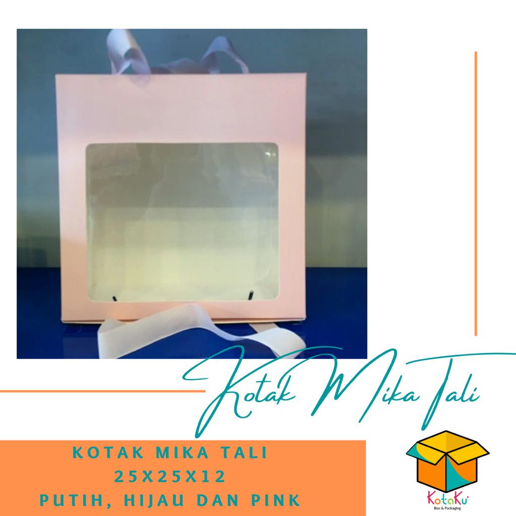 Jual Box Kue/ Kotak Mika Kue Lucu plus Tali Ukuran 25x25x12 | Shopee ...