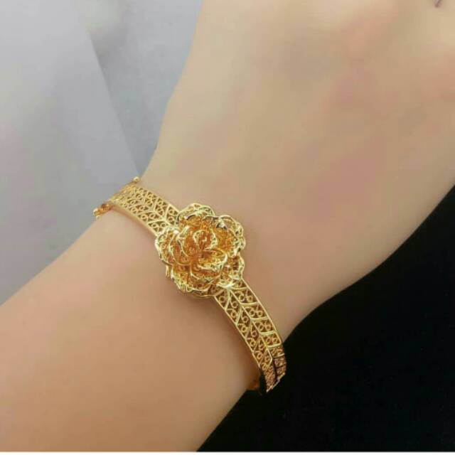 Jual Gelang Tangan Wanita Gold Emas Model Mawar Gold Persis Emas Asli ...