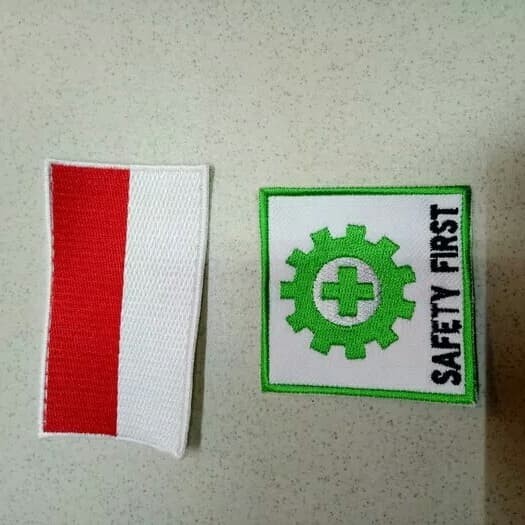 Jual logo safety first dan bendera merah putih | Shopee Indonesia