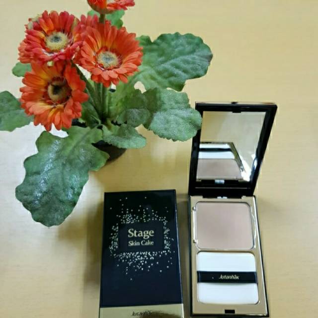 Jual Bedak Jutanhak STAGE Skin Cake | Shopee Indonesia