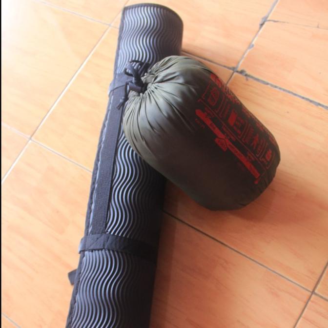 Jual sleeping bag + bantal + matras karet paket murah | Shopee Indonesia