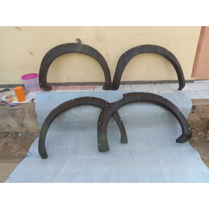 Jual over Fender all new Ford ranger T6 2012-2014 dobel cabin Fender ...