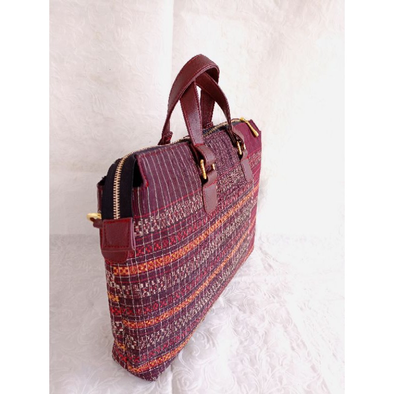 Jual Tas Laptop Tenun Ulos Batak (Merek: Nopita_Stp) | Shopee Indonesia