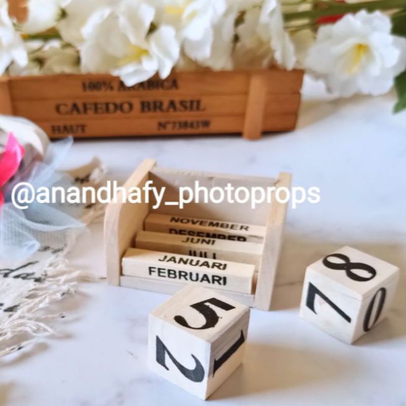 Jual KALENDER KAYU KALENDER ABADI SOUVENIR CALENDER MEJA DUDUK ...