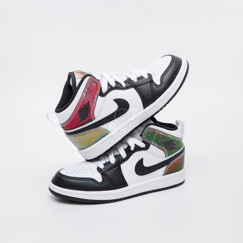 Jual Air Jordan 1 Mid Heat Reactive Colour Change Kids | Shopee Indonesia