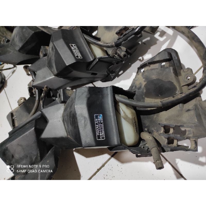 Jual cover tangki cadangan radiator vario 125 150 led cover spakbor ...