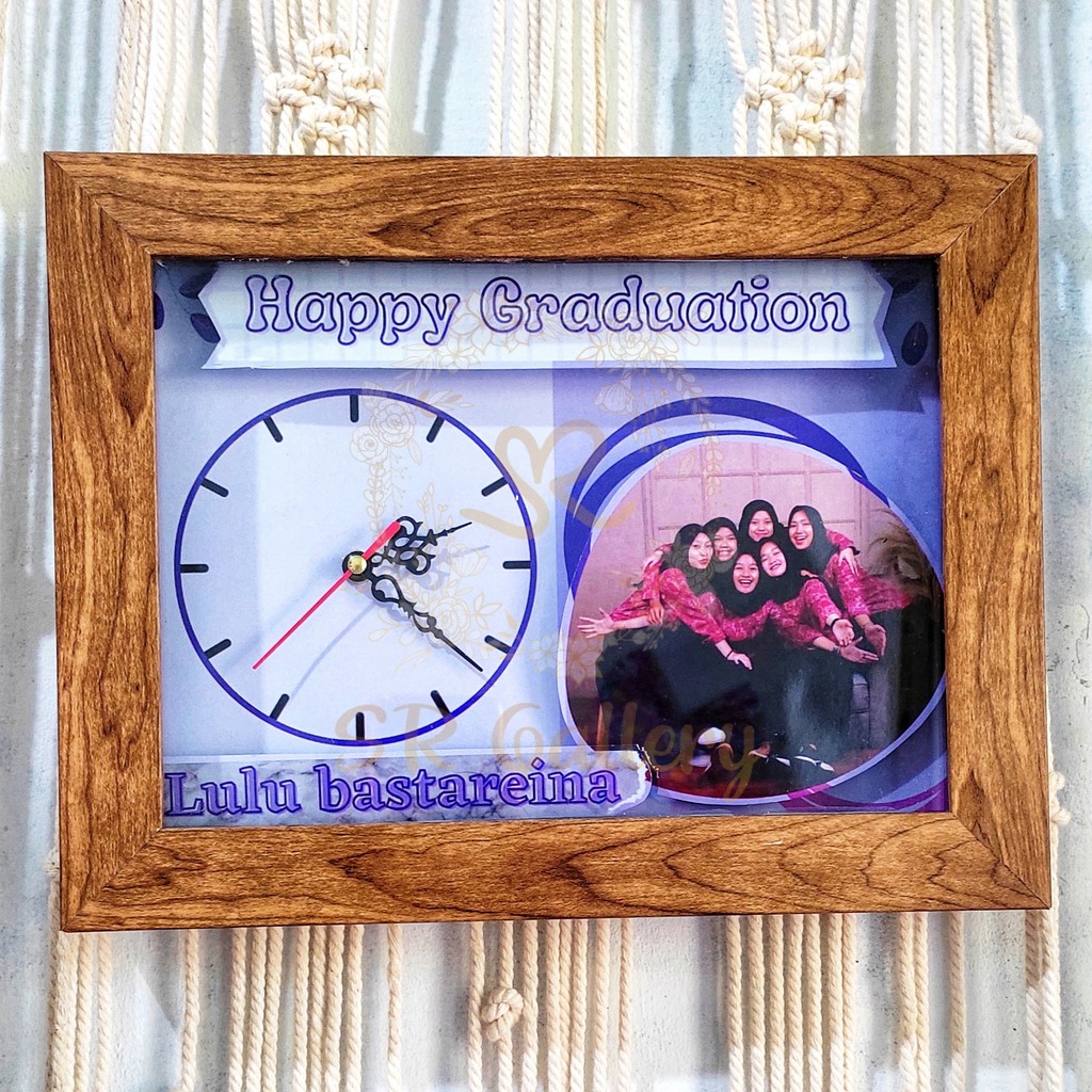 Jual Scrap Frame Jam dinding| hadiah wisuda ucapan happy graduation ...