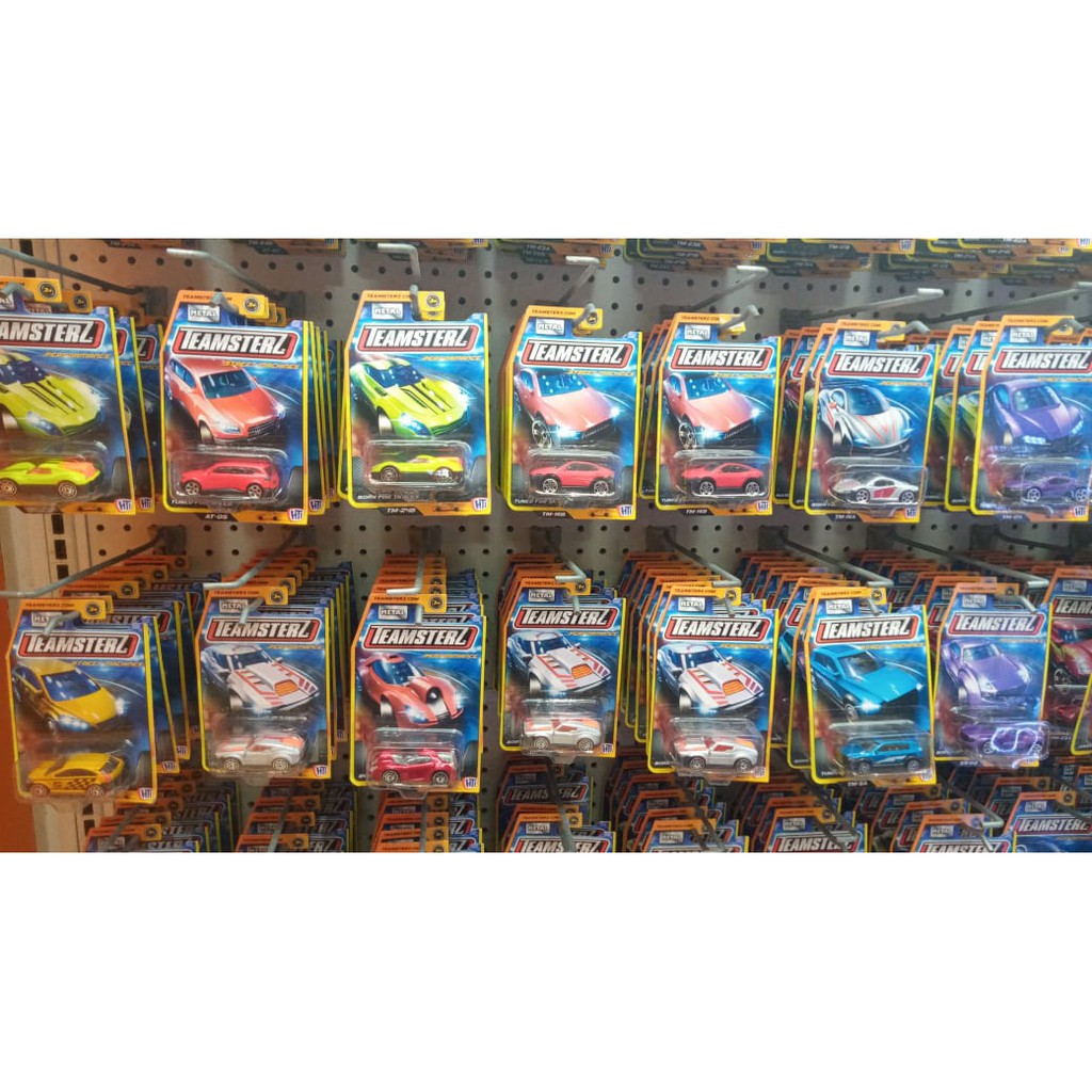 Jual Mainan mobil original skala 1:64 material Metal besi kuat mainan ...